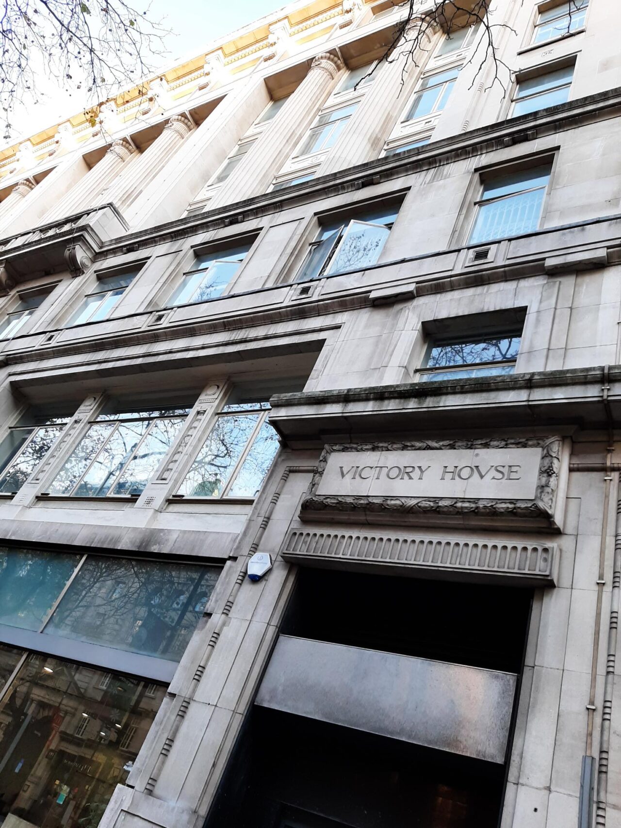 Whitbread secures prime mid-town site for new hub by Premier Inn ...